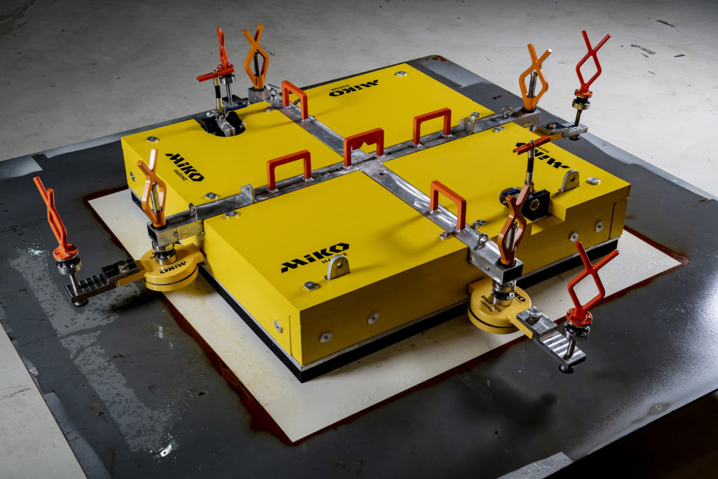 Underwater Blanking Tools for Vessel Protection